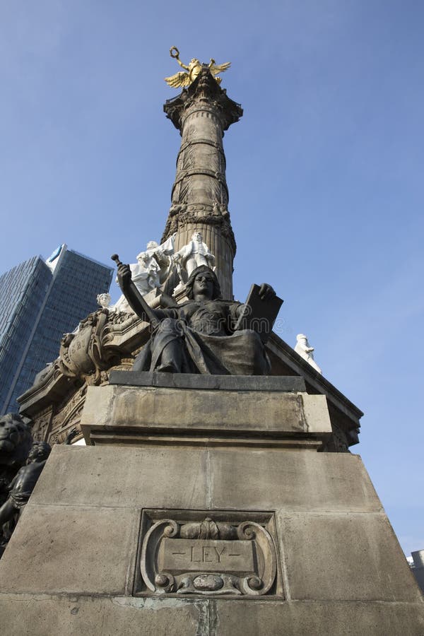 The Angel Monument To Independence in Mexico DF Stock Photo - Image of ...