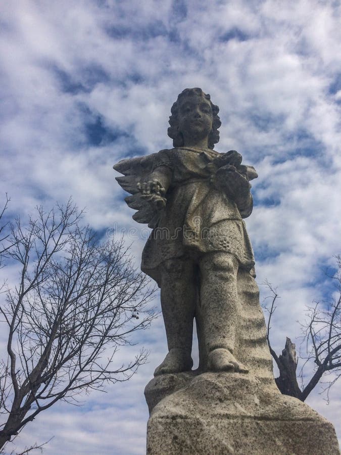 Angel Statue Staring Stock Photos - Free & Royalty-Free Stock Photos ...