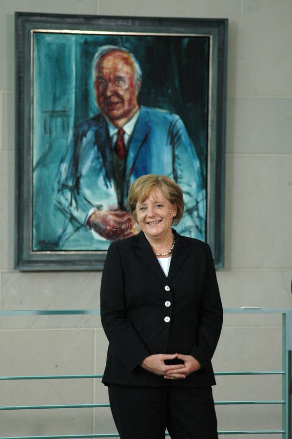 Angela Merkel foto editorial. Imagem de frente, helmut - 49721851