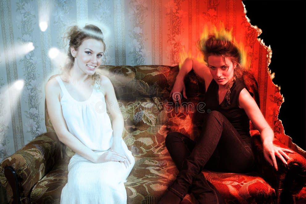 Angelo e demone fotografia stock. Immagine di rosso, ragazze - 7446626