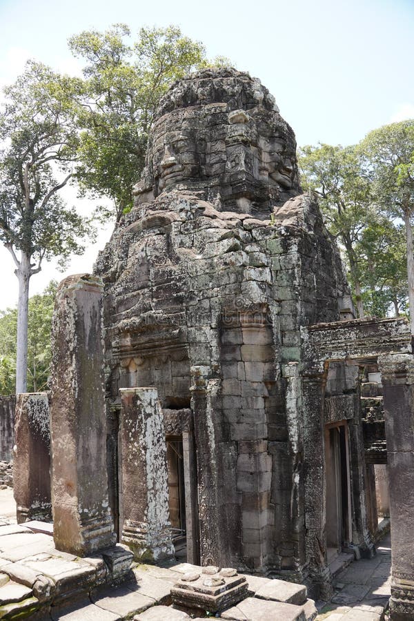 ANGKOR THOM KINGDOM in SIEM REAP, CAMBODIA Stock Image - Image of ...