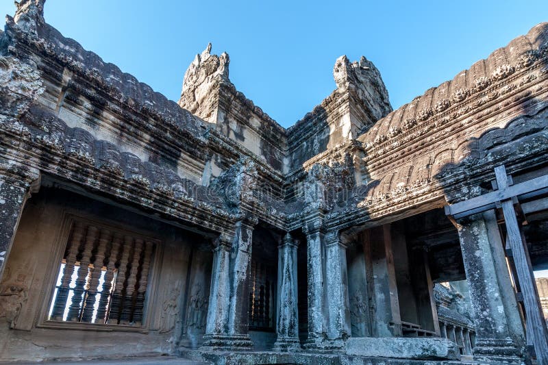 Angkor Wat building stock image. Image of hinduism, reap - 83352453