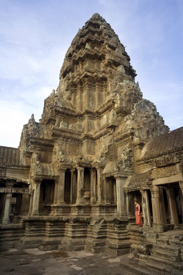 Angkor Wat - Siem Reap - Camboya Foto de archivo editorial - Imagen de ...