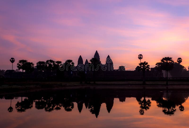 Angkor Wat Temple Sunset Sky Stock Image - Image of monument, reap ...