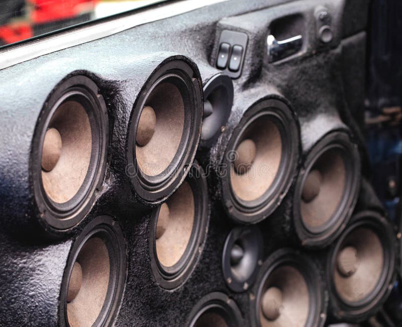 Custom Installation Stock Illustrations – 2,131 Custom Installation ...