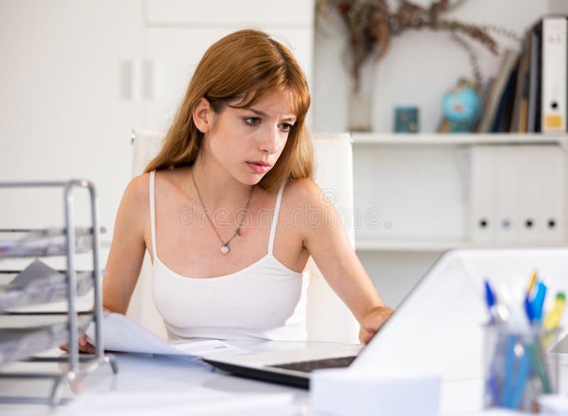 Angry Female Manager Experiencing Emotions in Modern Office Stock Photo ...
