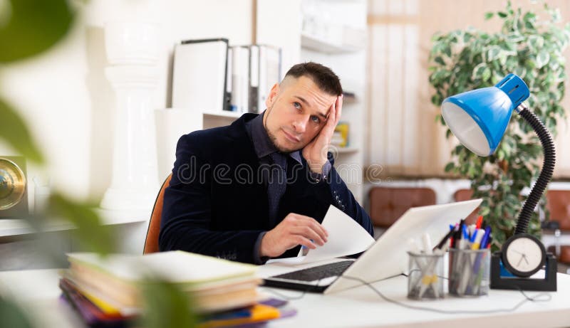 Angry Male Manager Experiencing Emotions in Office Stock Photo - Image ...