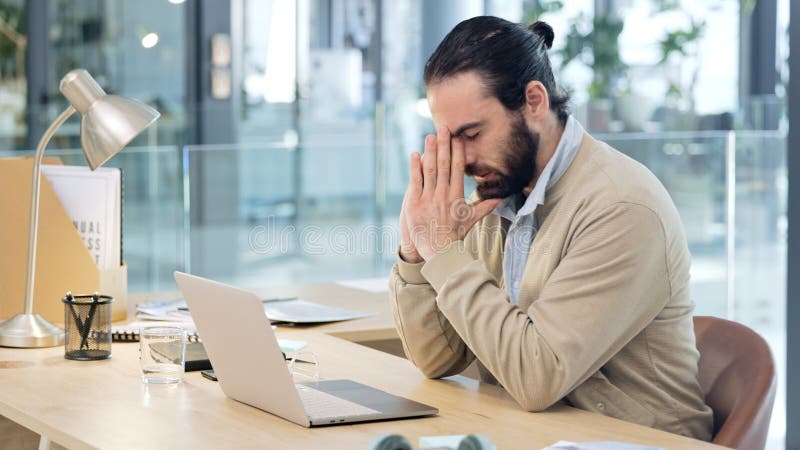 Angry Young Business Man, Feeling Stress and the Pressure of Deadlines ...