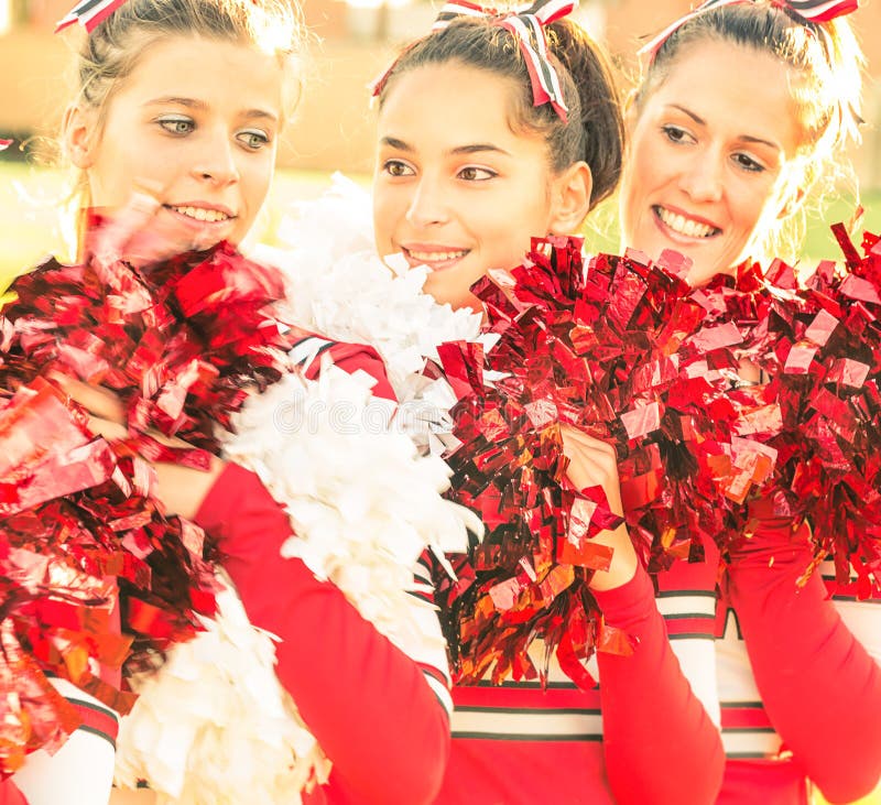 Animadoras Americanas En El Desfile De Londres Foto editorial - Imagen ...