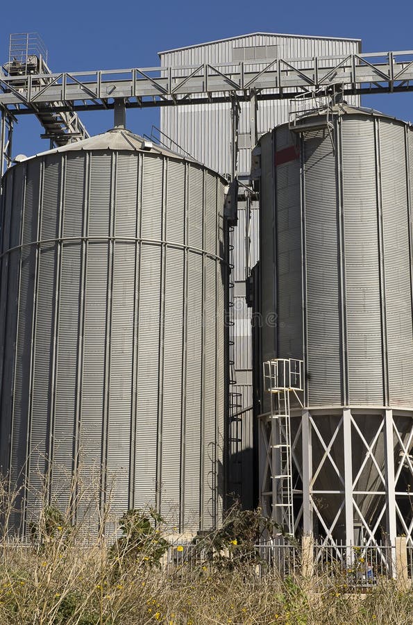 Animal feed mill stock photo. Image of hefer, agriculture - 66577480