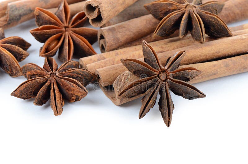 Anis Getrennt Auf Weißem Hintergrund Stockfoto - Bild von duftend ...