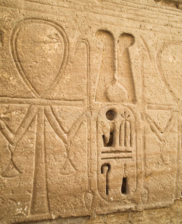 Ankh hieroglyf arkivfoto. Bild av ankh, hieroglyfer, tempel - 70679704