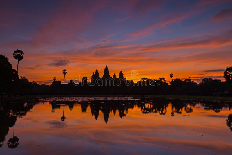 Sunrise at Angkor Wat stock image. Image of amazing, purple - 17566025