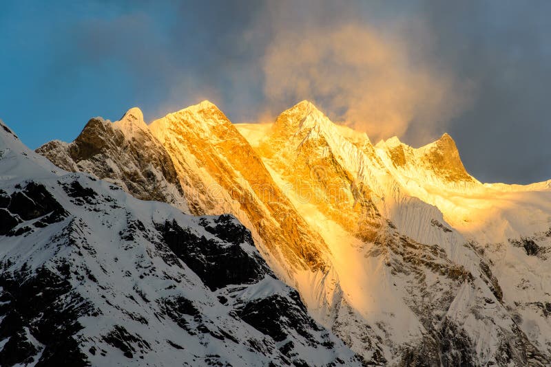 Annapurna Summit at Sunrise Stock Photo - Image of daybreak, attraction ...