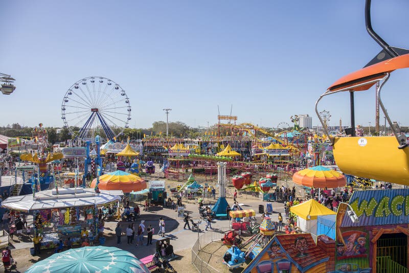 Spinning Rides at a State Fair Editorial Stock Image - Image of state ...