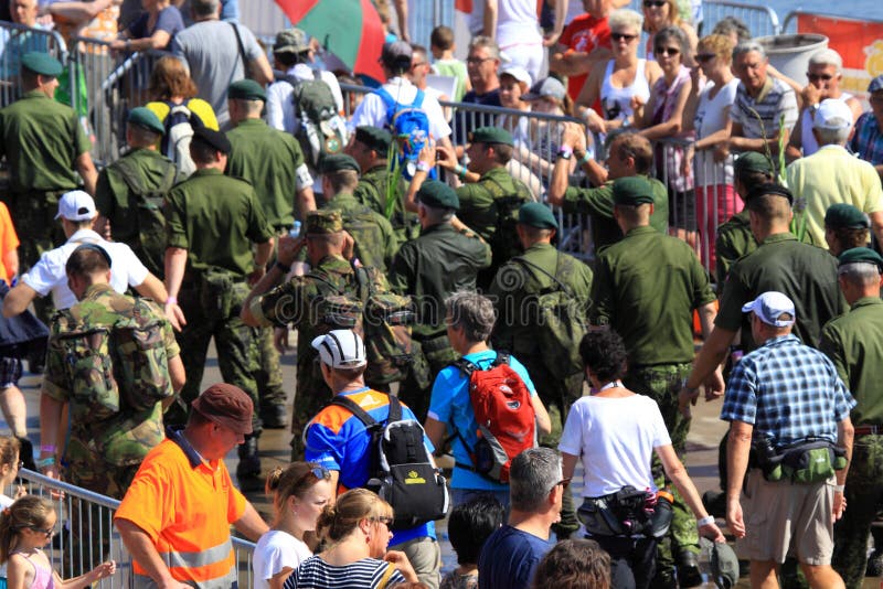 An Annually Recurring Large Walking Event Editorial Image - Image of ...