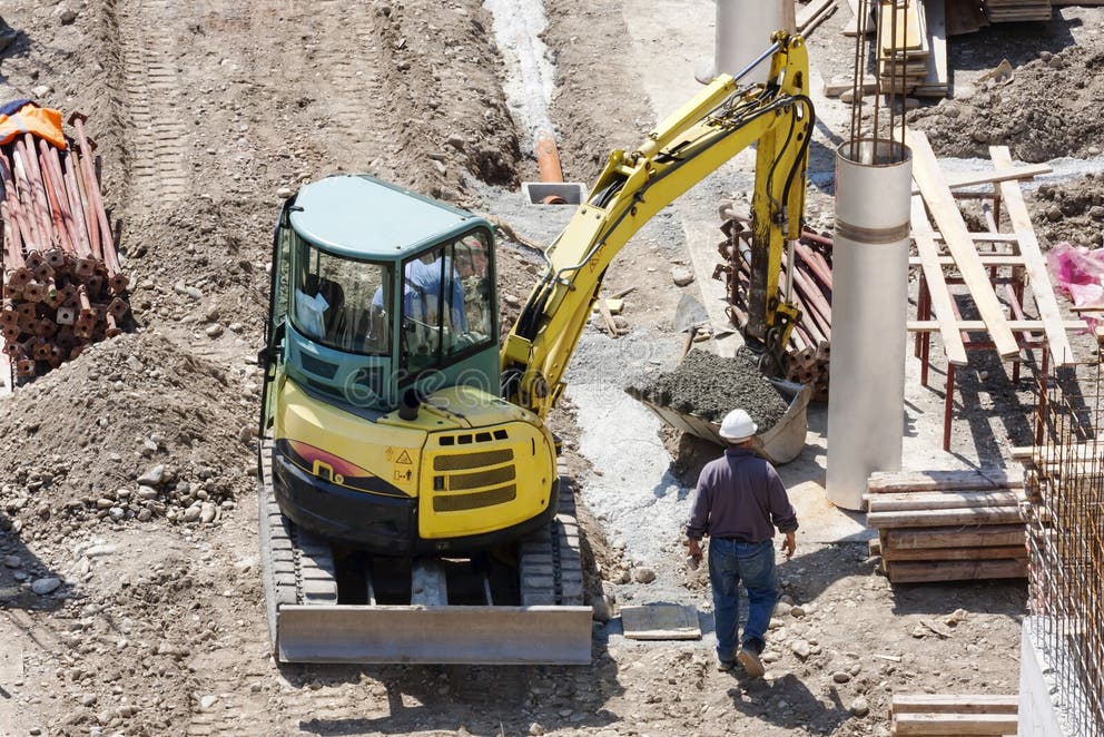 Anonymous Skilled Worker in Construction Site Editorial Photography ...