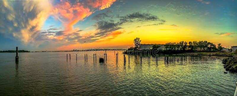 Another Splendid Evening at Clason Point Pier. Stock Image - Image of ...