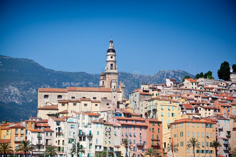 Ansicht Der Alten Stadt, Menton Stockfoto - Bild von tourismus, gebäude ...