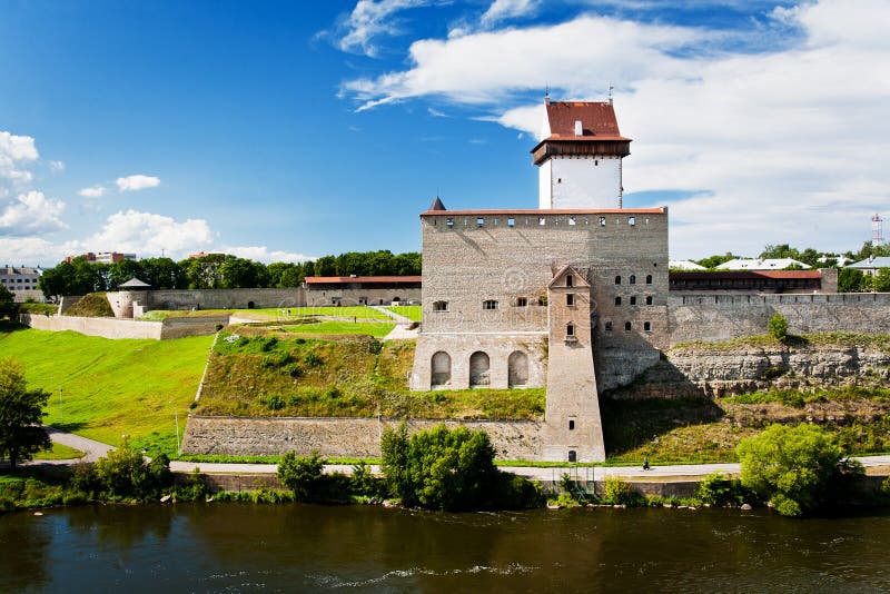 Das Narva-Schloss Herman - Linnus- Est Hermanni Ist Ein ...
