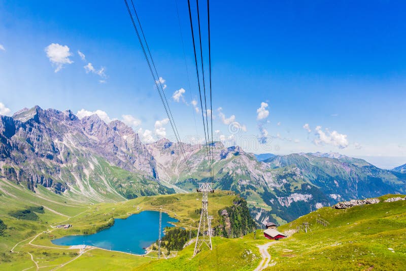 Ansicht Von Mt Titlis in Der Schweiz Stockbild - Bild von spitze ...