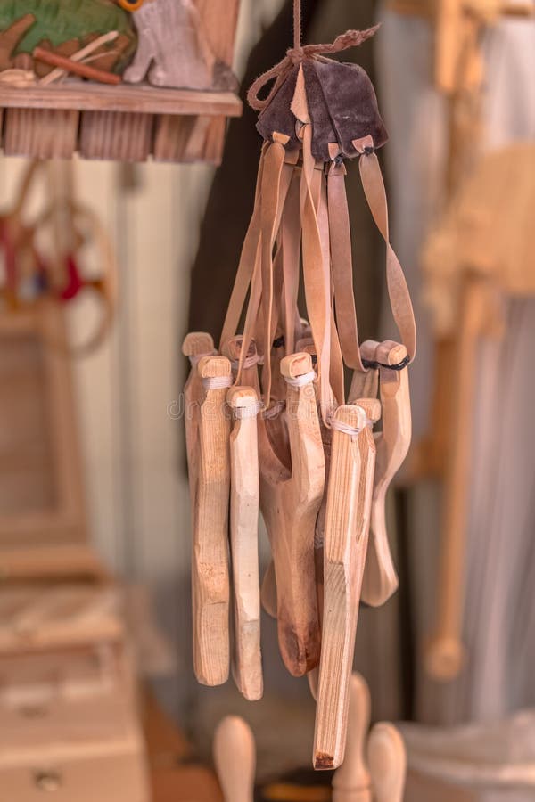 Ansicht Von Traditionelle Katapulte, Im Traditionellen Markt Stockbild ...