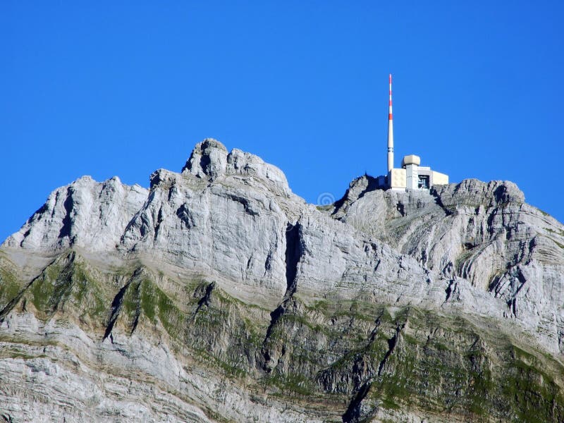 Ansicht Zur Spitze Santis Im Berg Massen-Alpstein Stockbild - Bild von ...