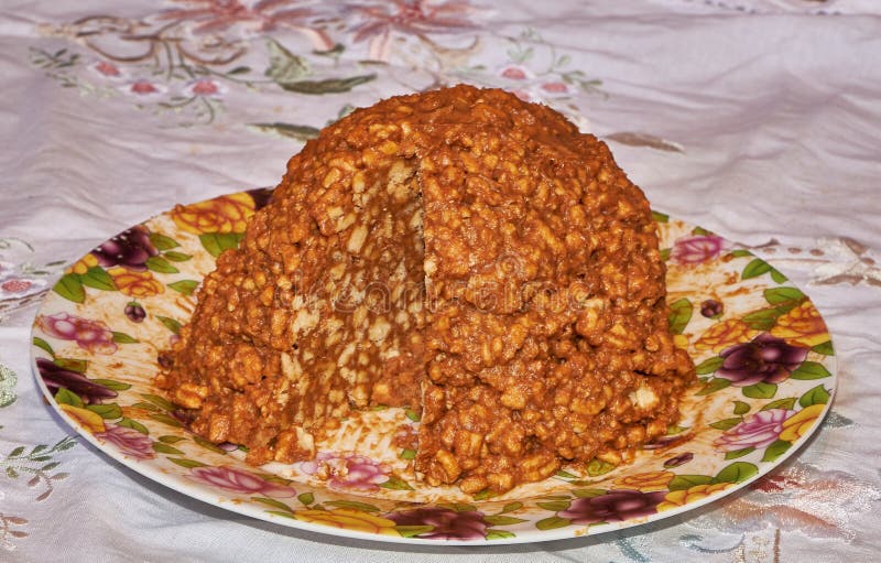 Ant hill cake stock image. Image of closeup, kitchen - 195342611