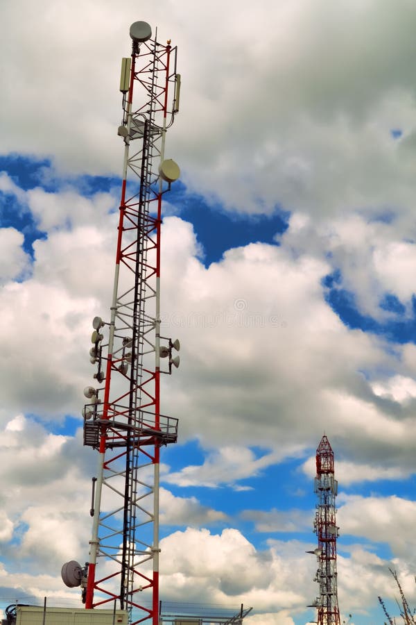 216 Wireless Infrastructure Towers Stock Photos - Free & Royalty-Free ...