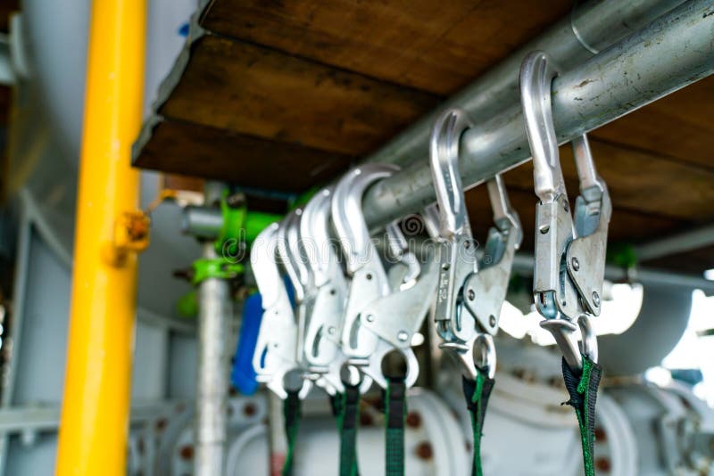 Fall Arrest Slings Stock Photos - Free & Royalty-Free Stock Photos from ...