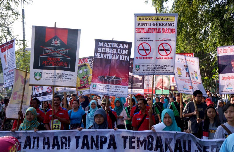 Anti smoking protested editorial photography. Image of demonstration ...