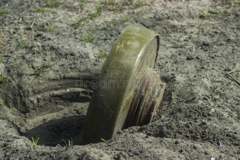 Anti-tank mine installing stock photo. Image of israel - 73672754