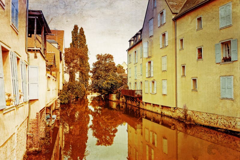 Antiek Dorp in Frankrijk stock afbeelding. Image of flats - 36741299