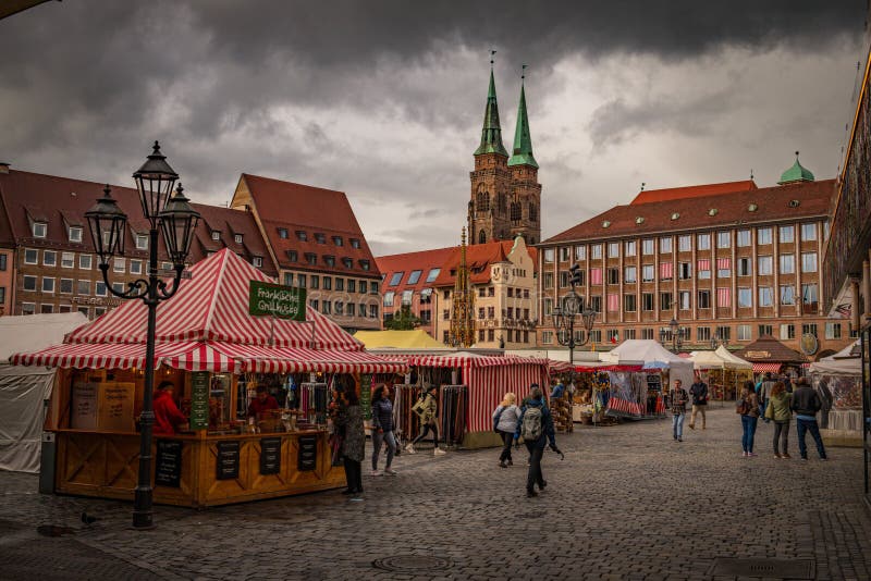 Antigua Ciudad Medieval De Nuremberg Alemania Imagen editorial - Imagen ...