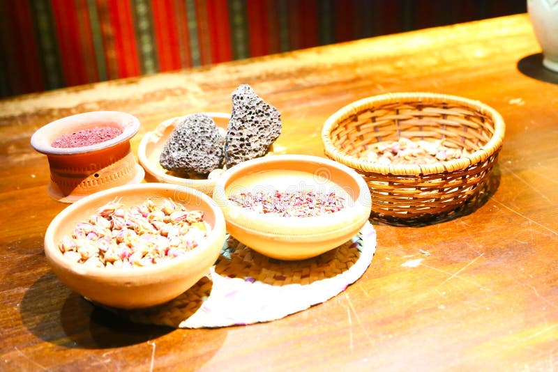 Antiguidades Antigas Dentro Do Museu De Sharjah Imagem Editorial ...