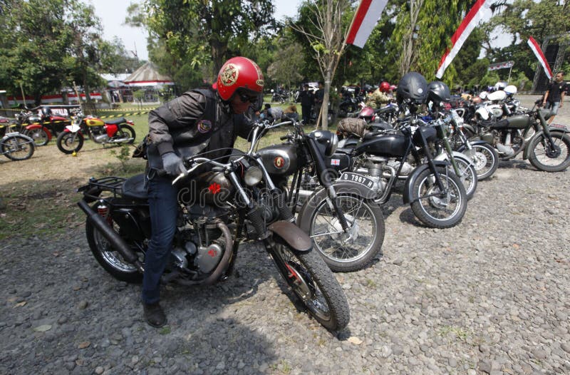 Antike Motorradmarke PRAGA 500 BD, 499 Ccm, 1928, Motorradmuseum ...