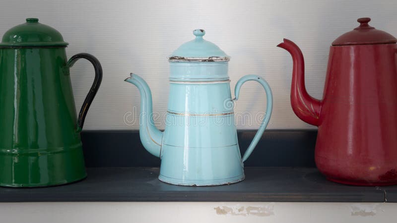Antique blue kettle stock image. Image of dutch, thee - 93319647