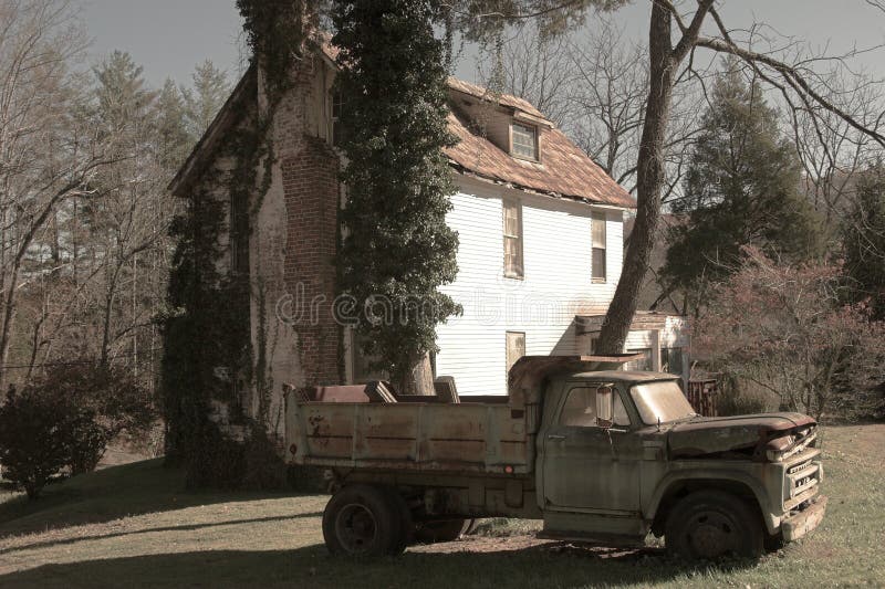 Antique dump truck stock image. Image of truck, americana - 2367933