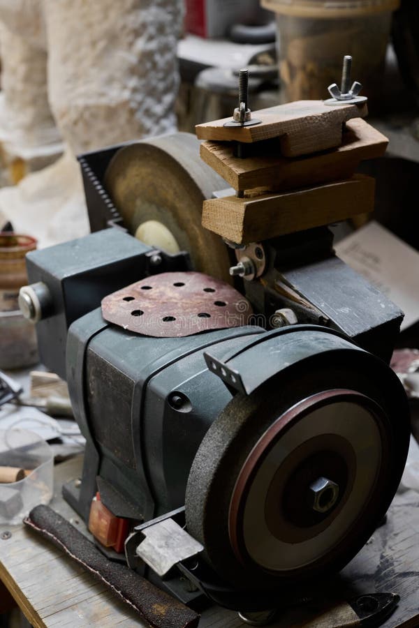 This is a Remarkable Vintage Grinding Machine, Essential for ...