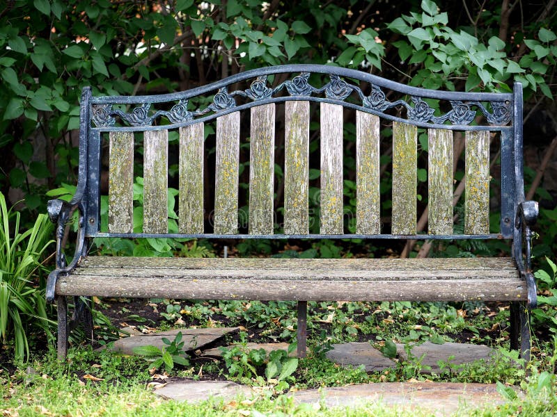 Antique Iron and Wood Bench Stock Photo - Image of antique, yard: 78579228