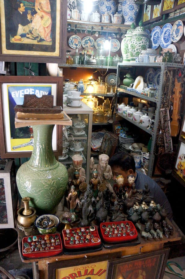 Antique market editorial photography. Image of java, market - 48663182