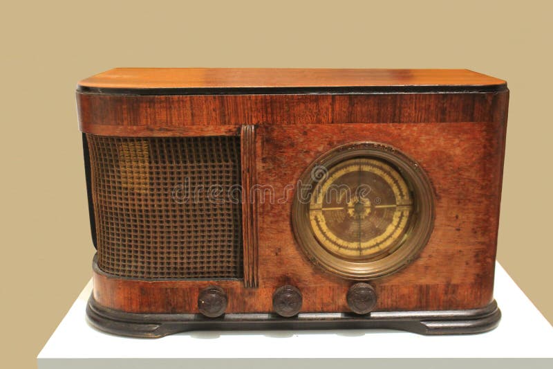 Antique Radio Receiver. Old Radio Set Stock Image - Image of cabinetry ...