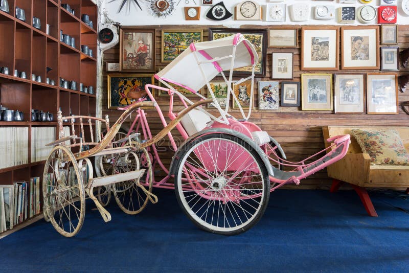 Antique Rickshaw and Tricycle in the Vintage Warehouse Gallery ...