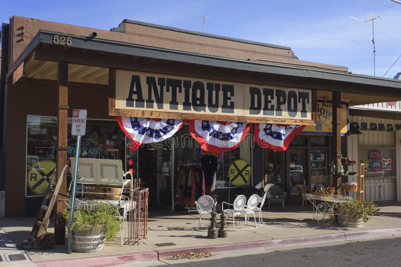 Antique Store, Boulder City, Nevada Editorial Photo - Image of sale ...