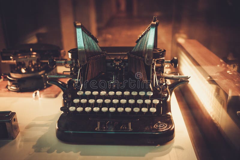 Antique Typewriter Machine. Stock Photo - Image of note, machine: 72549196