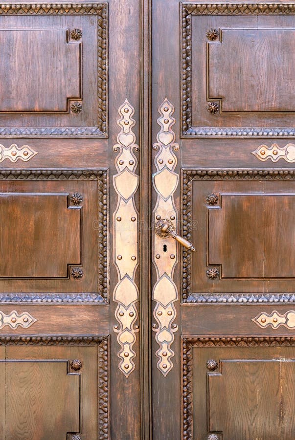 Antique wooden door stock photo. Image of antique, color - 26105984