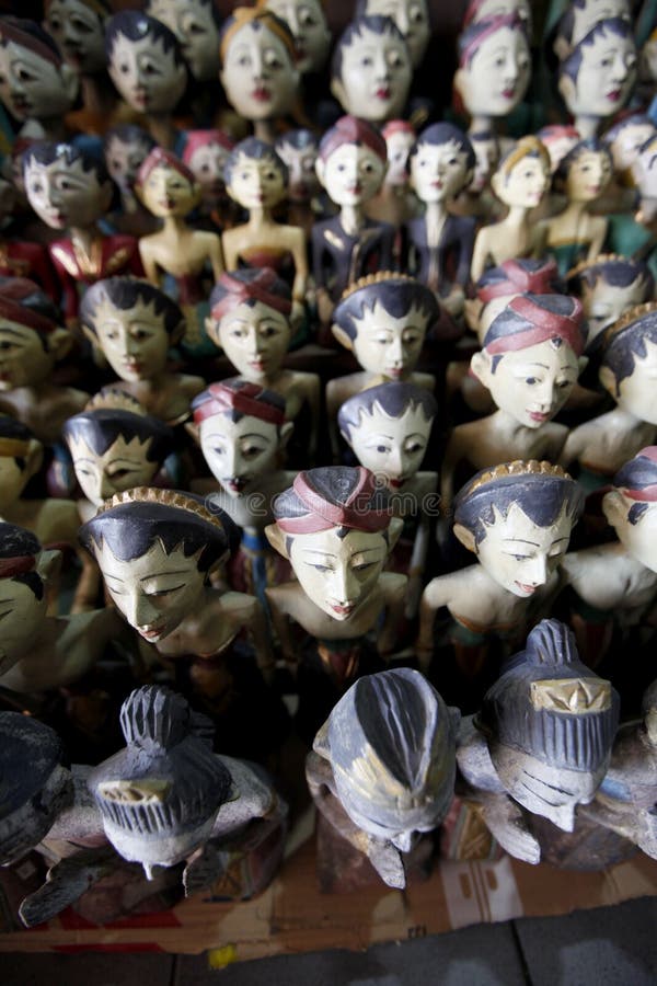 Antiques market editorial image. Image of sold, business - 39893575