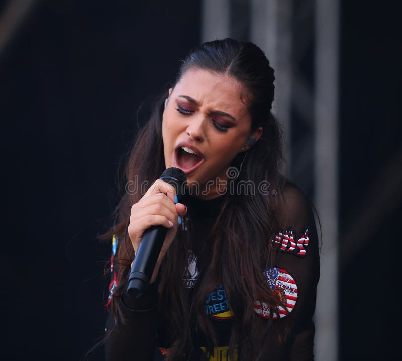 Antonia singer editorial photo. Image of disco, antonia - 32286086