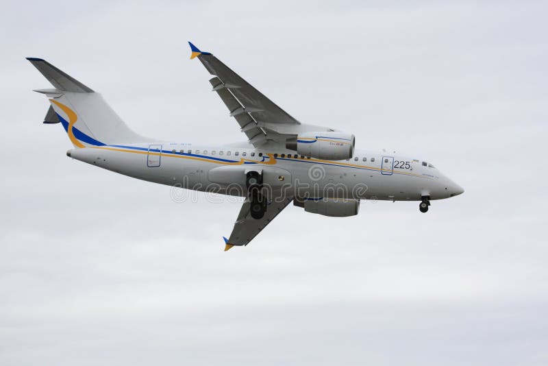 Antonov an-158 Landing during 2011 Paris Air Show Editorial Image ...