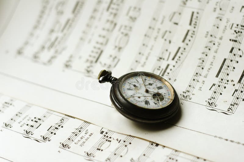 Pearl Necklace and Pocket Watch Stock Image - Image of classic, bangle ...